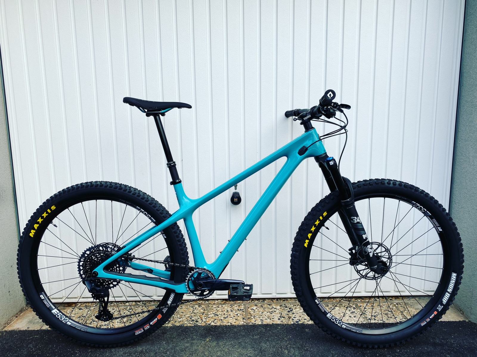 YETI ARC C2