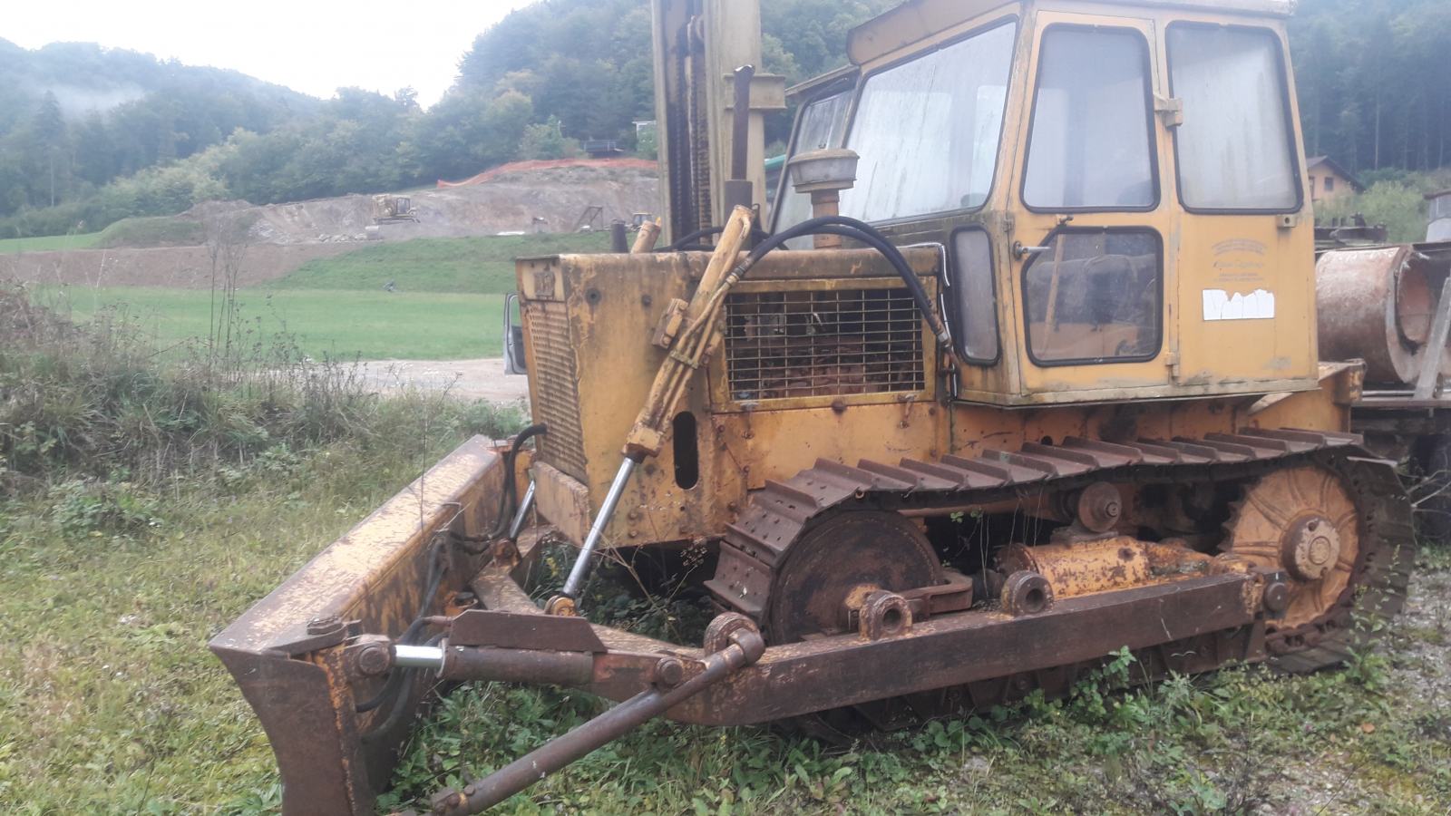 Tg 75 buldozer