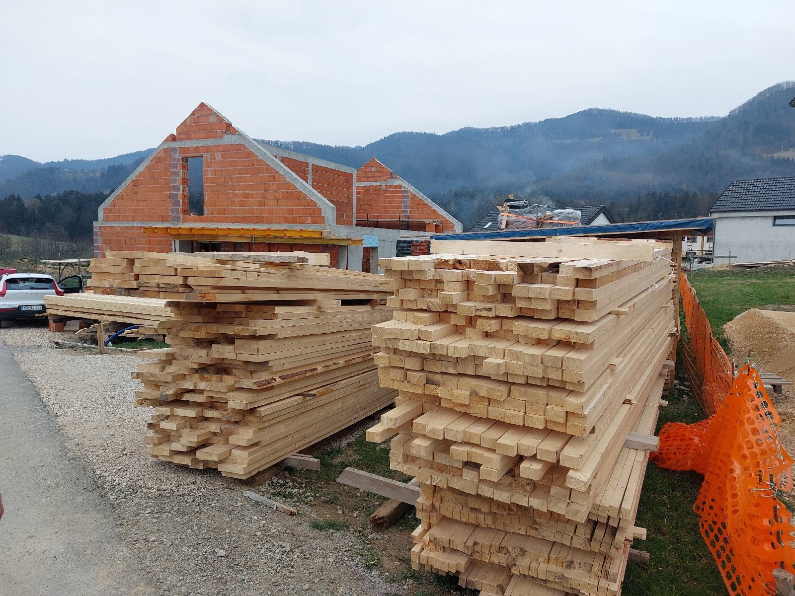 prodam letve 5x8 in plohe