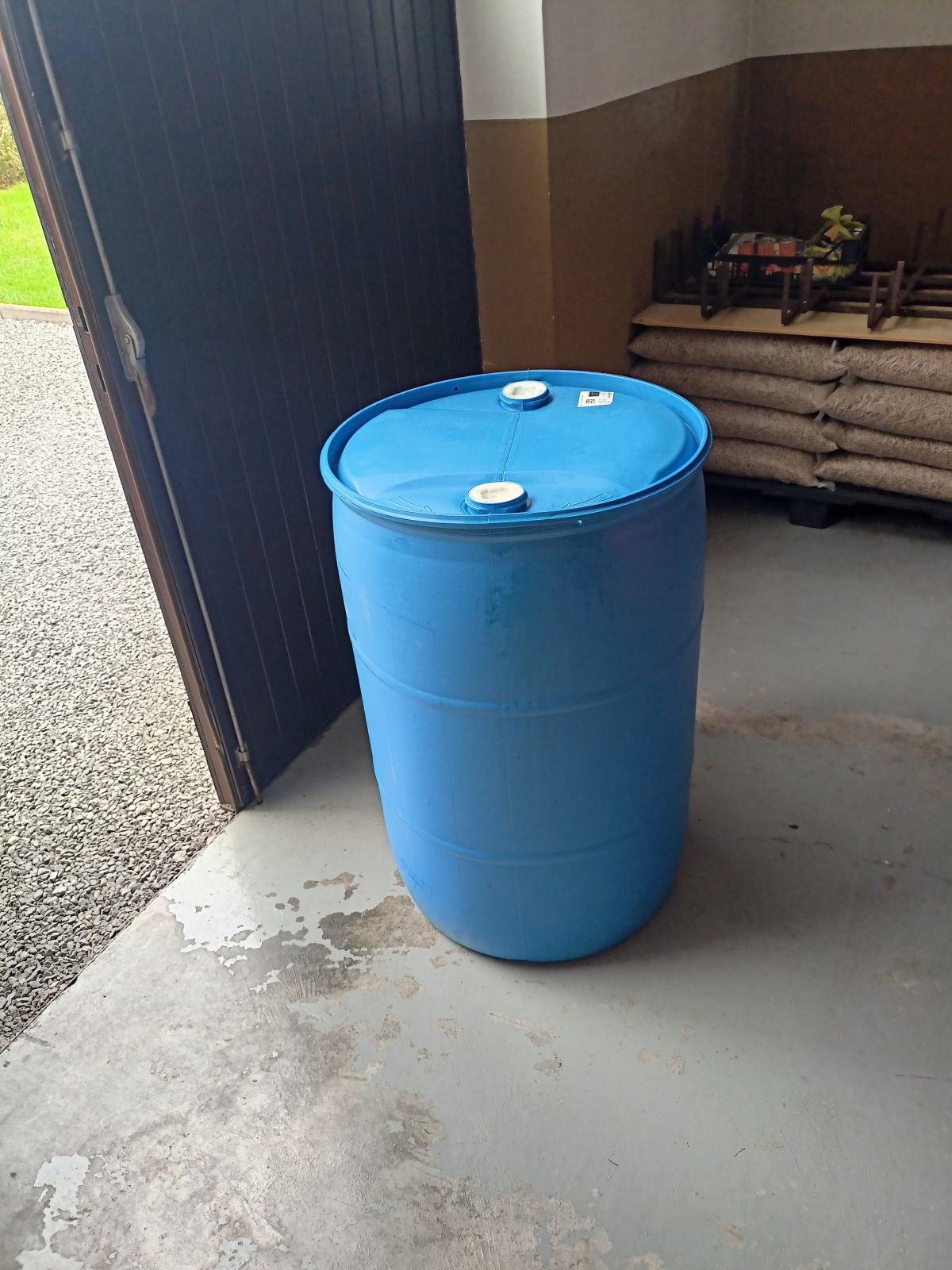 Prodam nov sod PVC 200 l čist