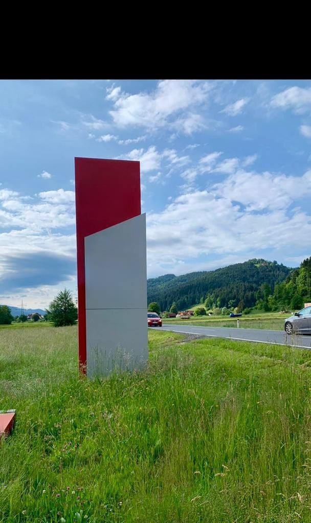 Totem reklamni pano