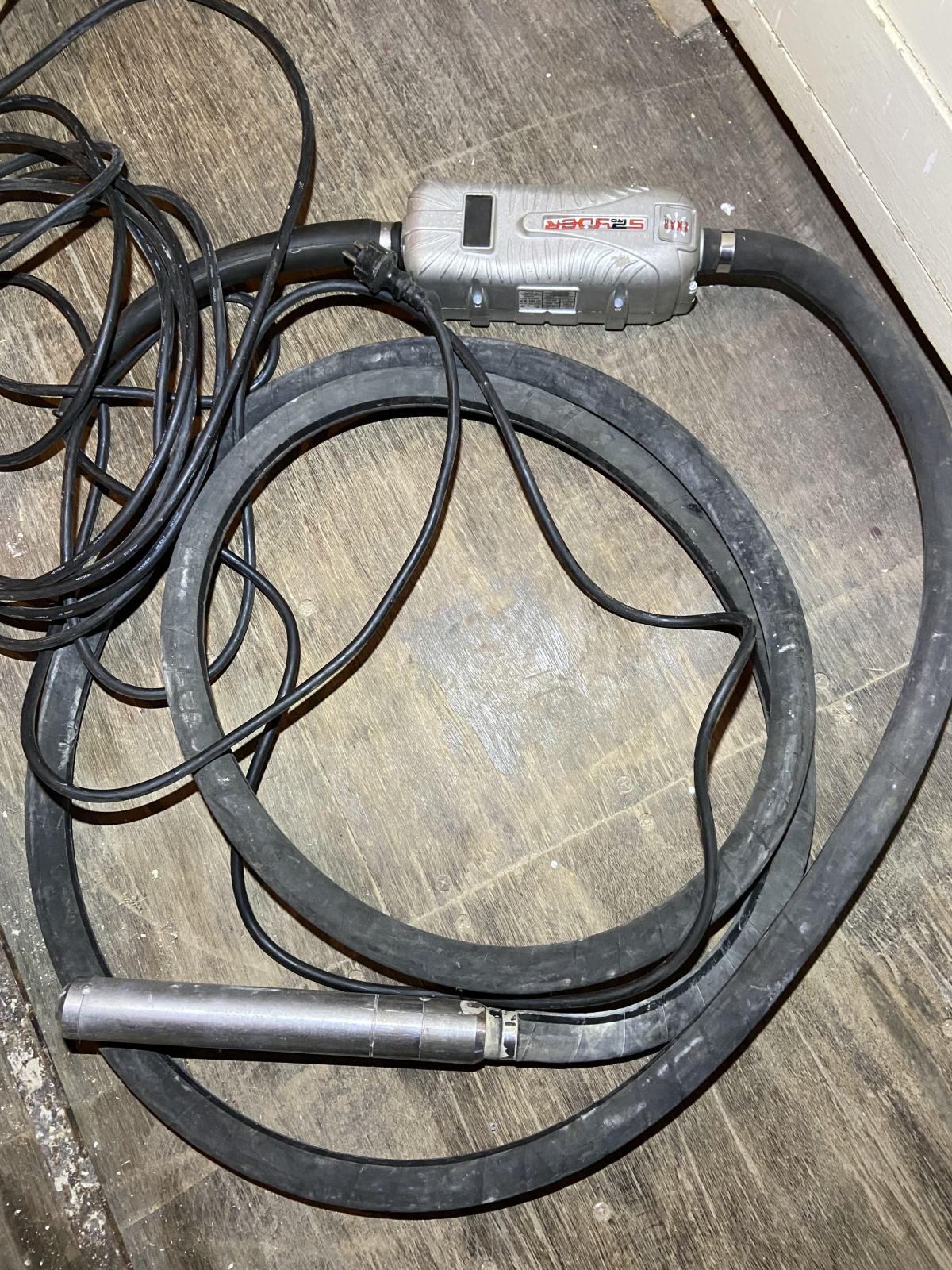 Vibrator betona Spyder Pro + vibro igla 50mm