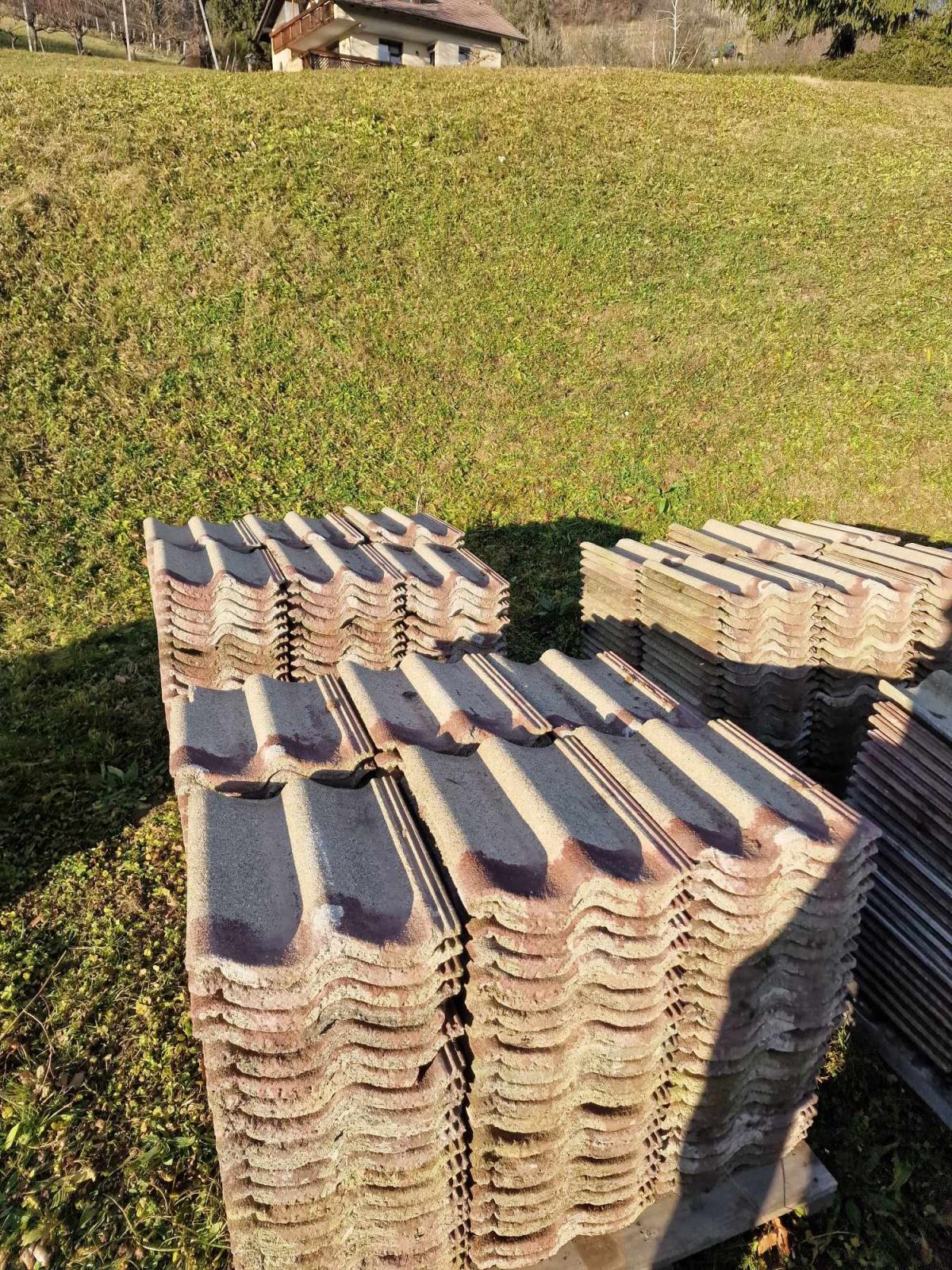 Betonski strenšnik Trajanka