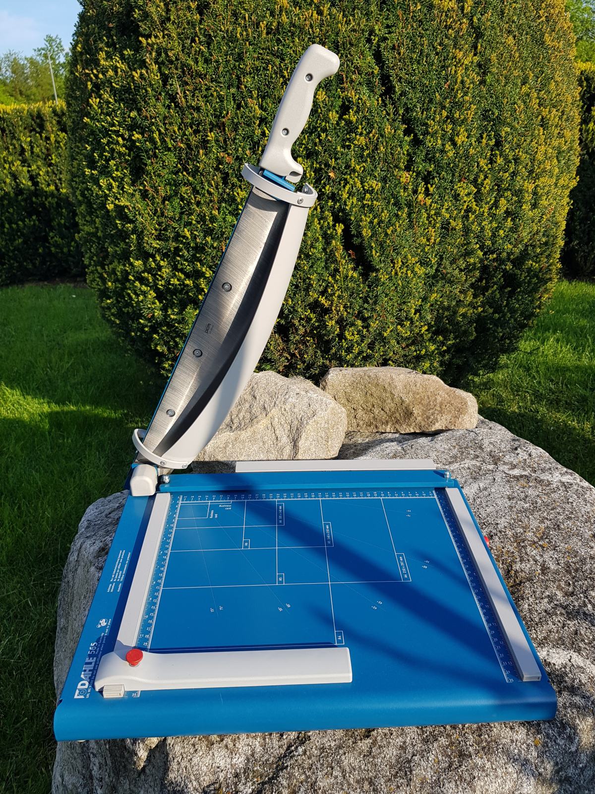 DAHLE 565 vrhunska Giljotina za rezanje z vrtljivim varovalom 390mm