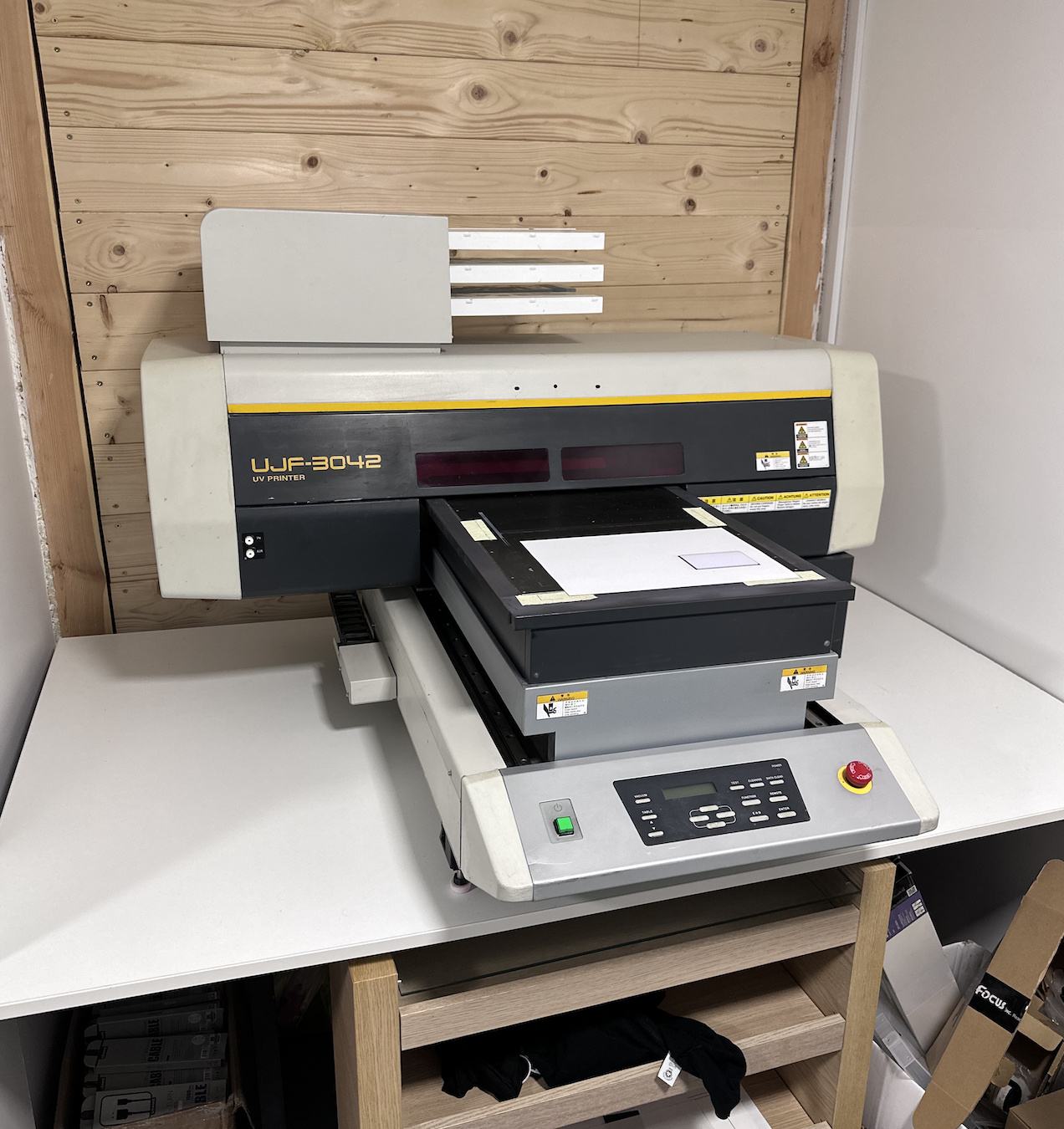 Mimaki UJF-3042 UV tiskalnik