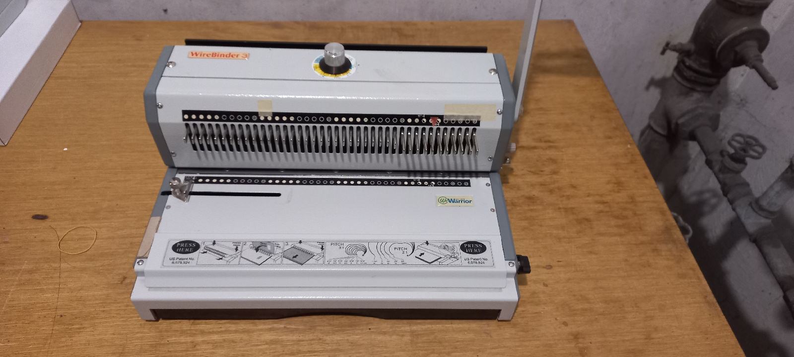 Stroj za vezavo WireBinder 3