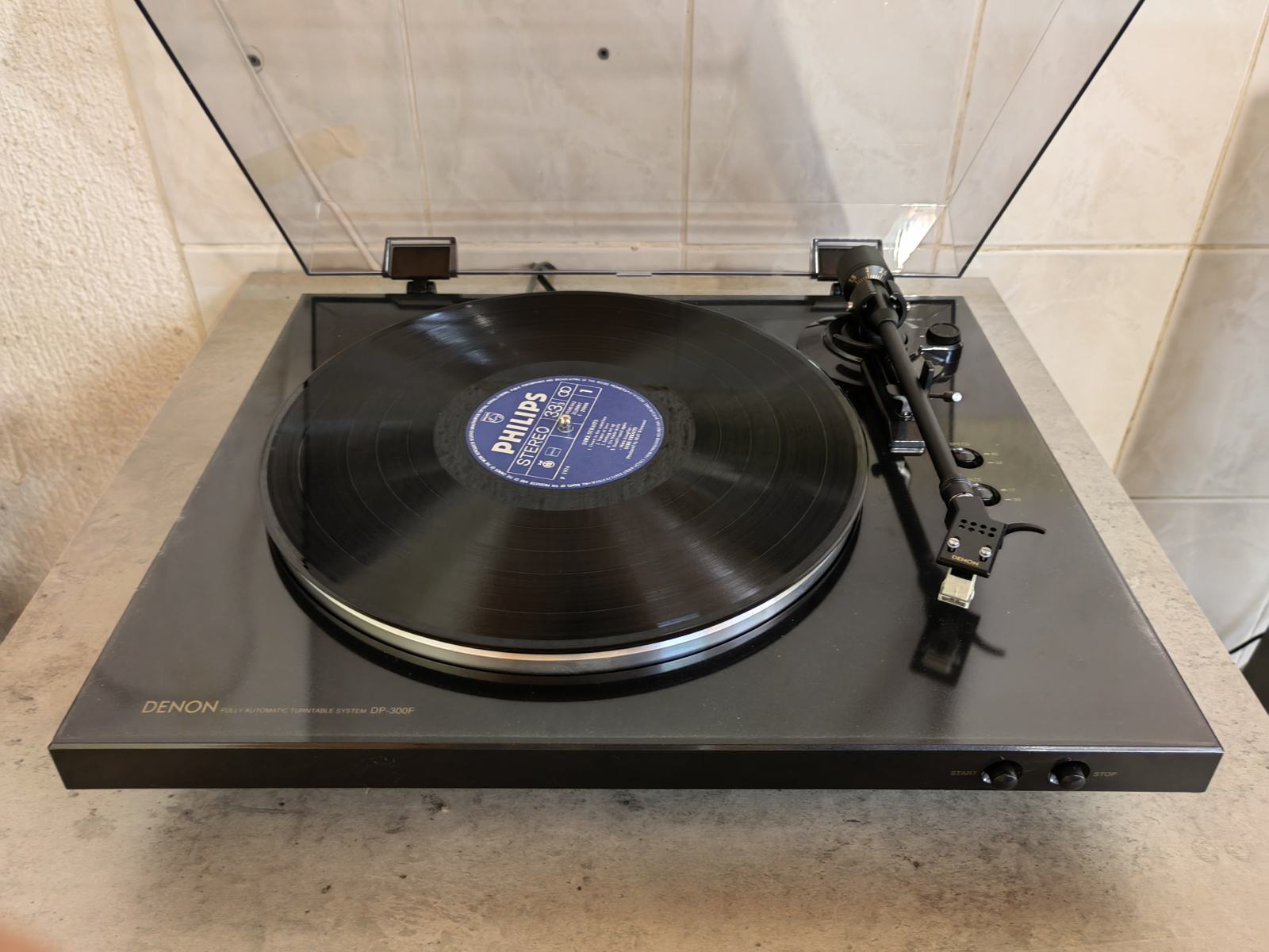 Gramofon DENON DP-300F Automatic