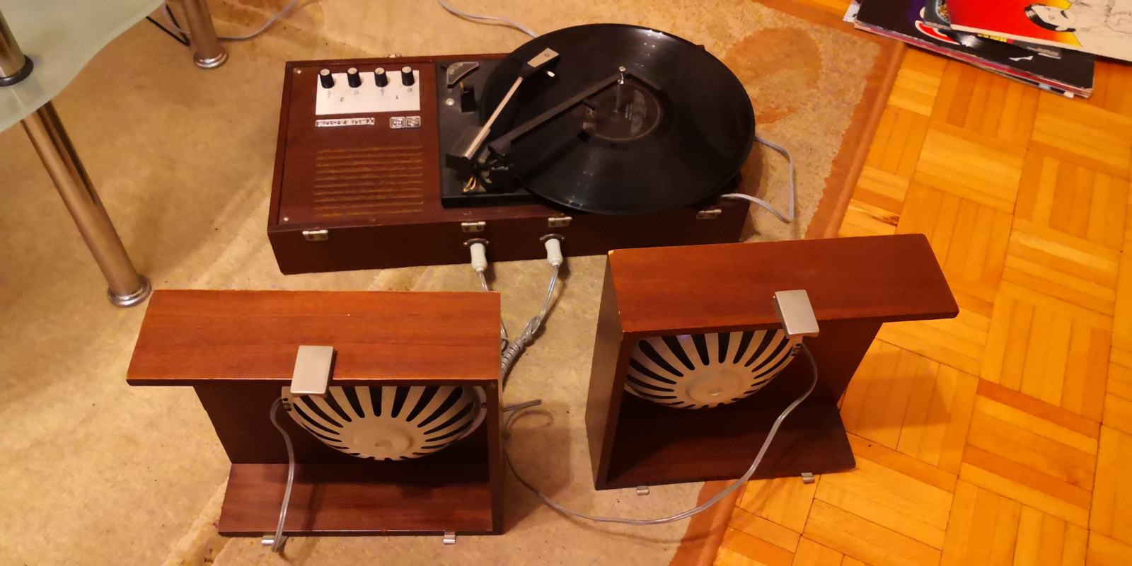 Gramofon ISKRA Trubadur