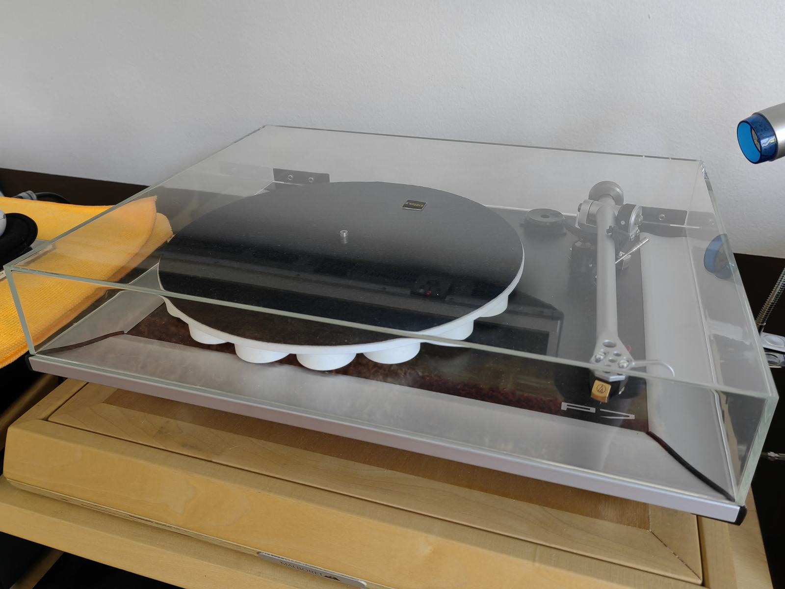 Gramofon Rega P7
