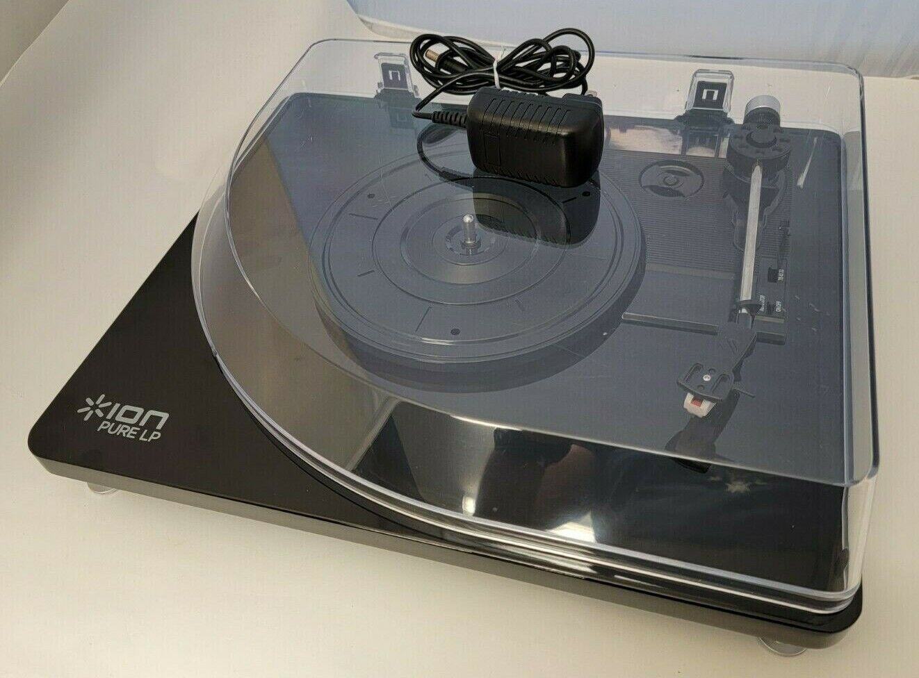 Prodajam GRAMOFON ION PURE LP