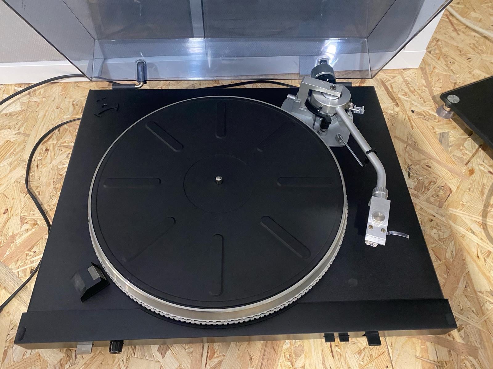 Riz GM - 4010 gramofon