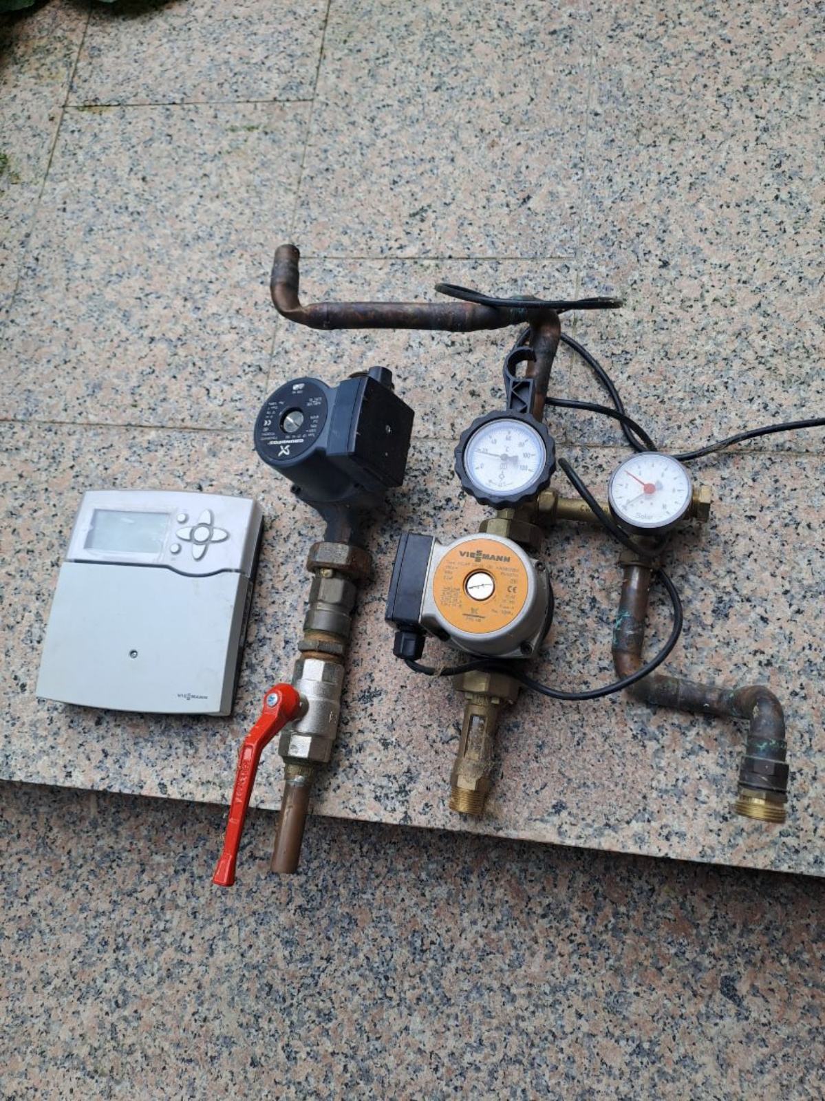Komplet za solarno ogrevanje vode