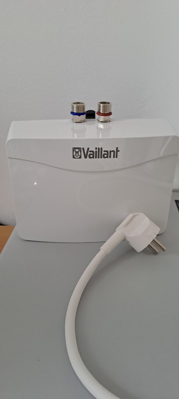 Pretočni hidravlični (instantni) mini bojler Vaillant MiniVED H