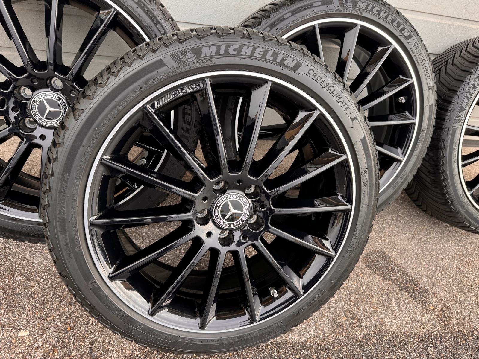 Original Mercedes AMG 19” platišča + MICHELIN CrossClimate 2 gume NOVO