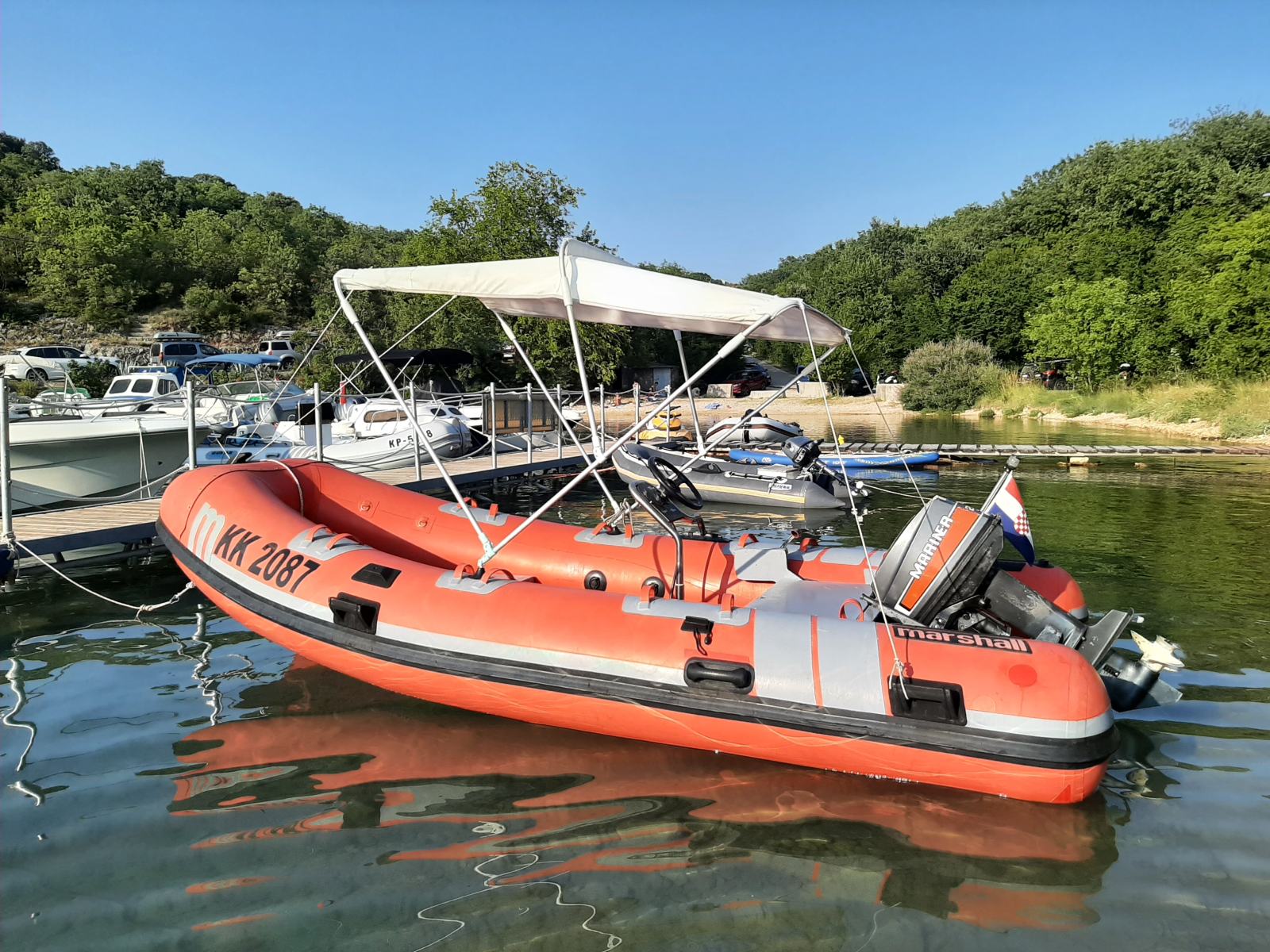 Gumenjak Marshall M60, z motorjem Marine M25, prikolico in opremo