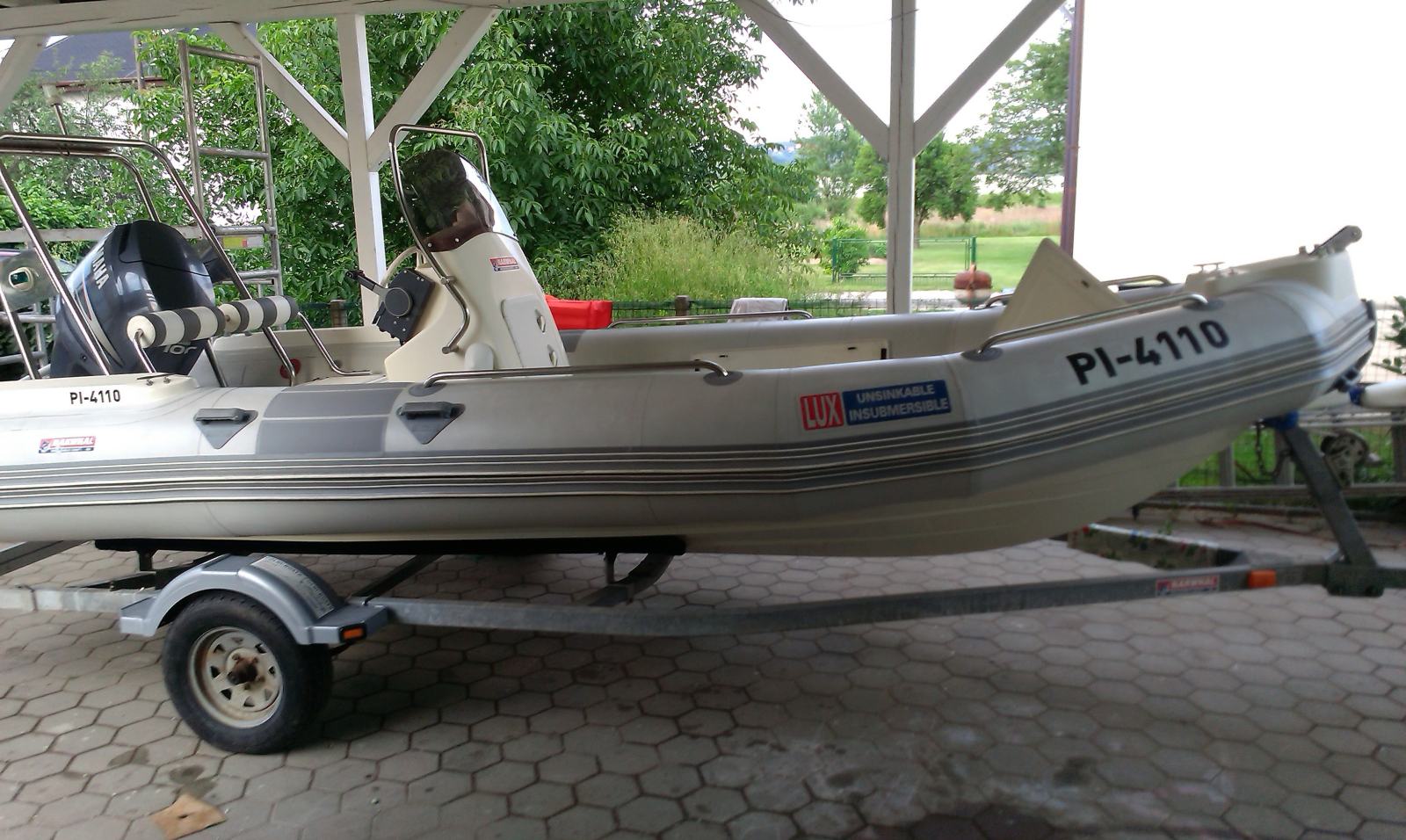 GUMENJAK Narwhal DAYER S.L. LUX 580