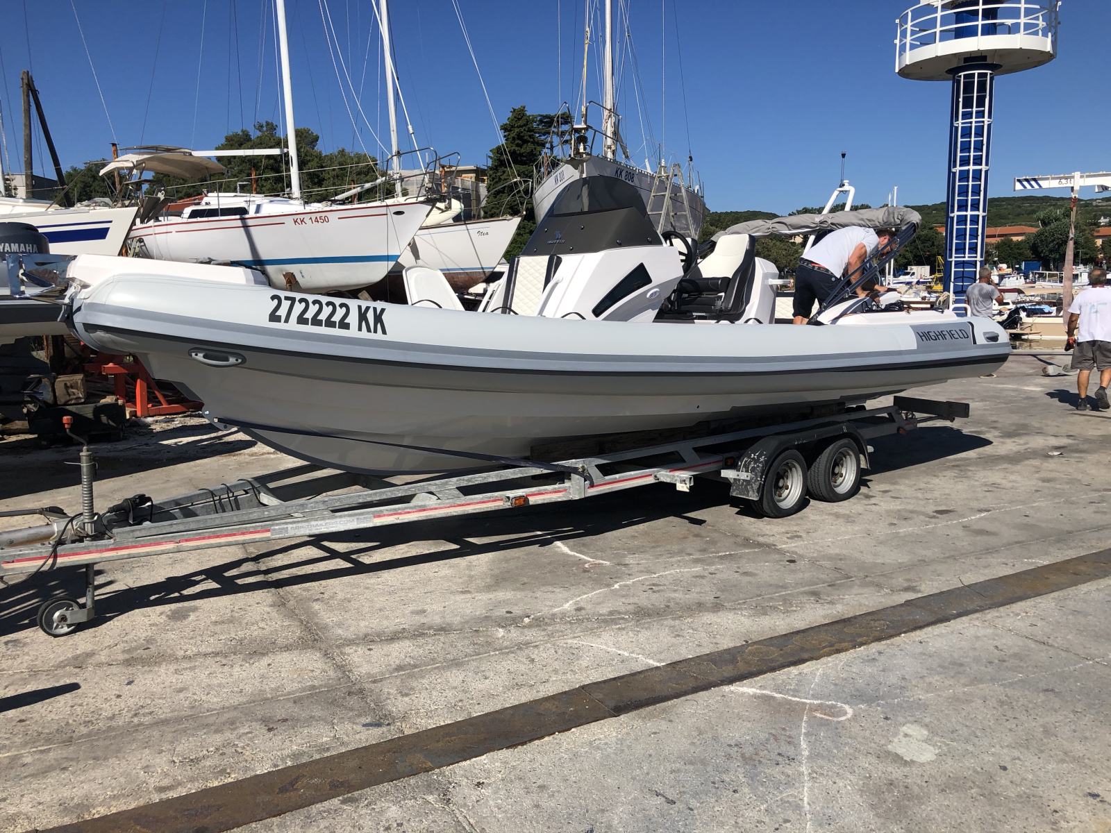 Prodam gumenjak Highfield sport 800