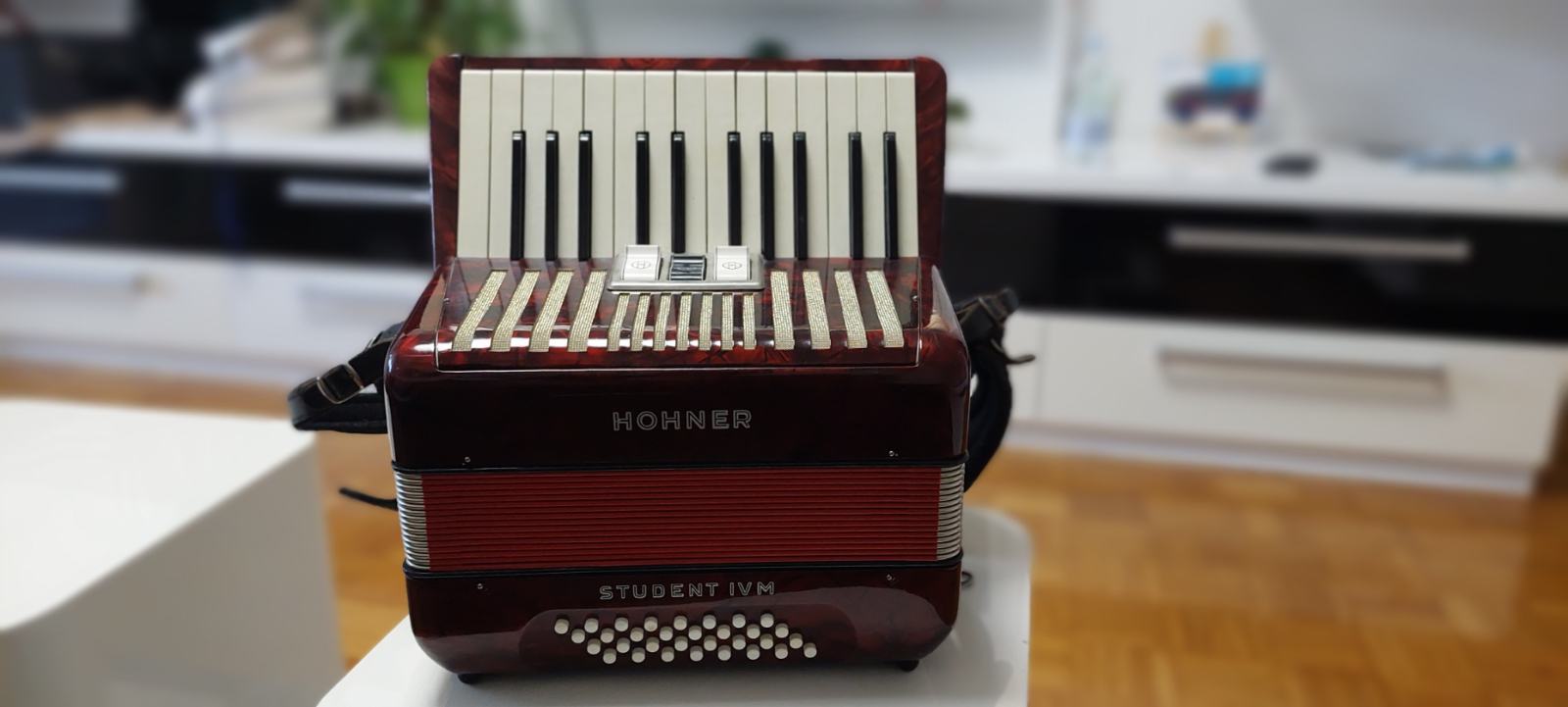 HOHNER Student IVT, 32 basna harmonika