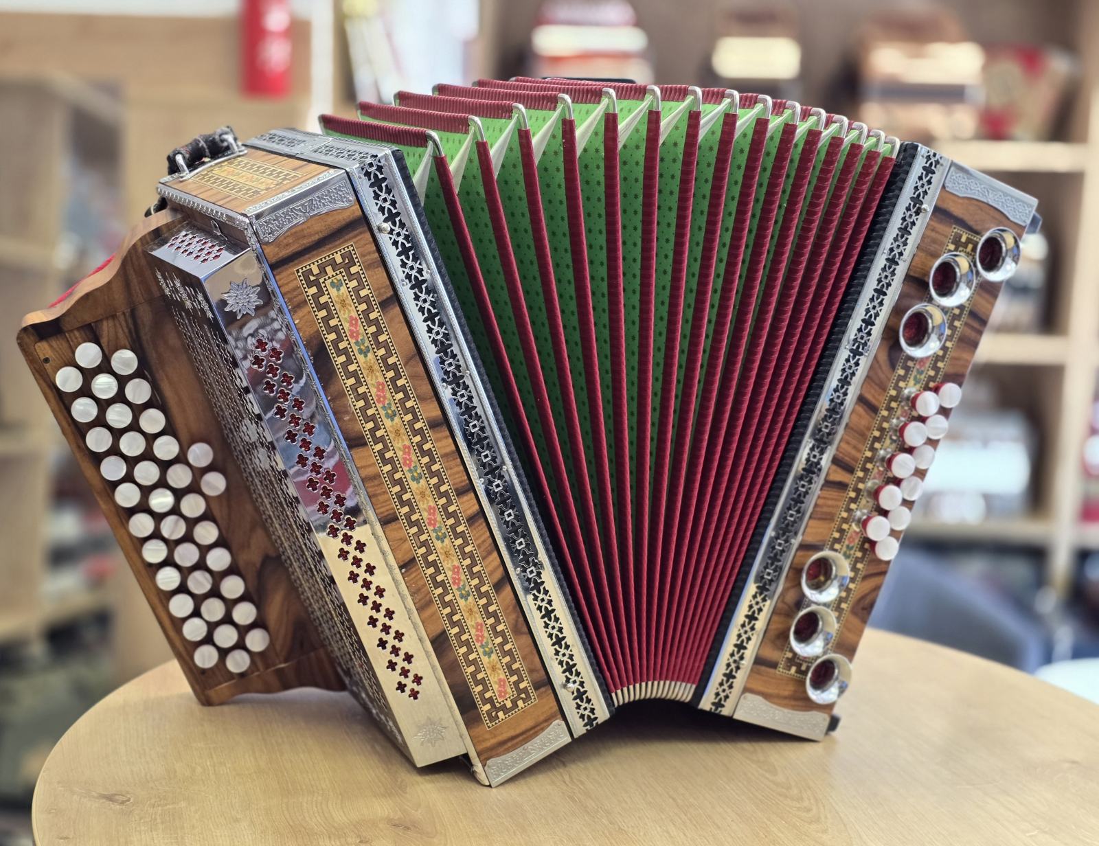 Diatonična harmonika BUTOLEN CFB 36 oz 33,48€ mesečno BREZ POLOGA!