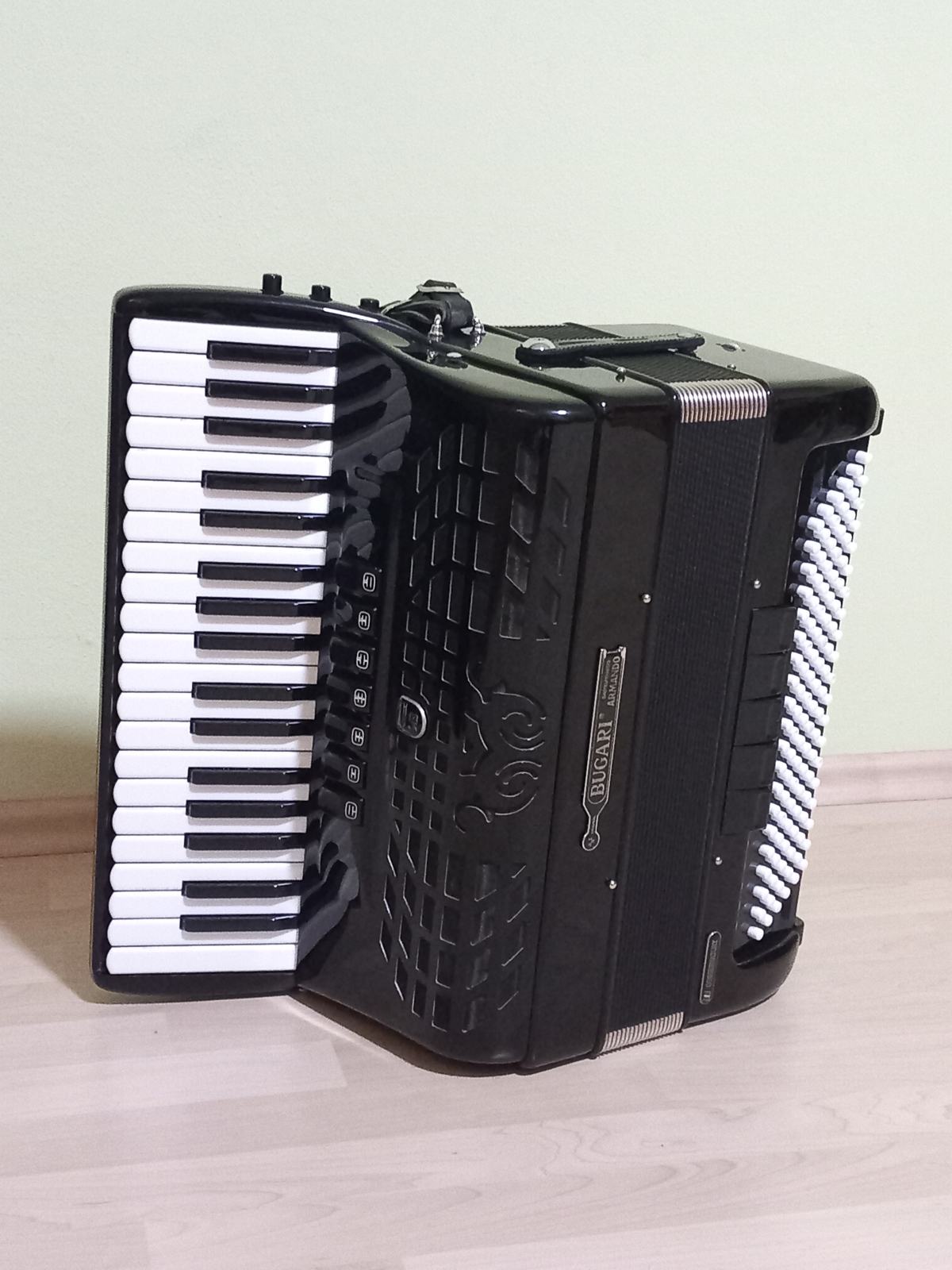 Harmonika Bugari 130/J/C