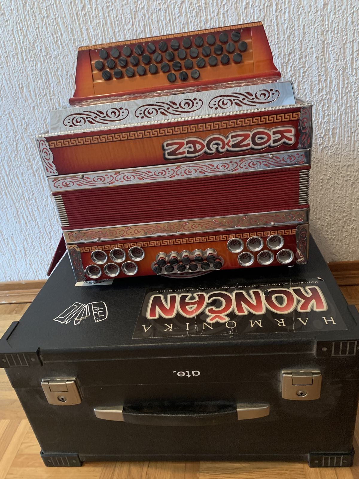 Harmonika Končan C-F-Be