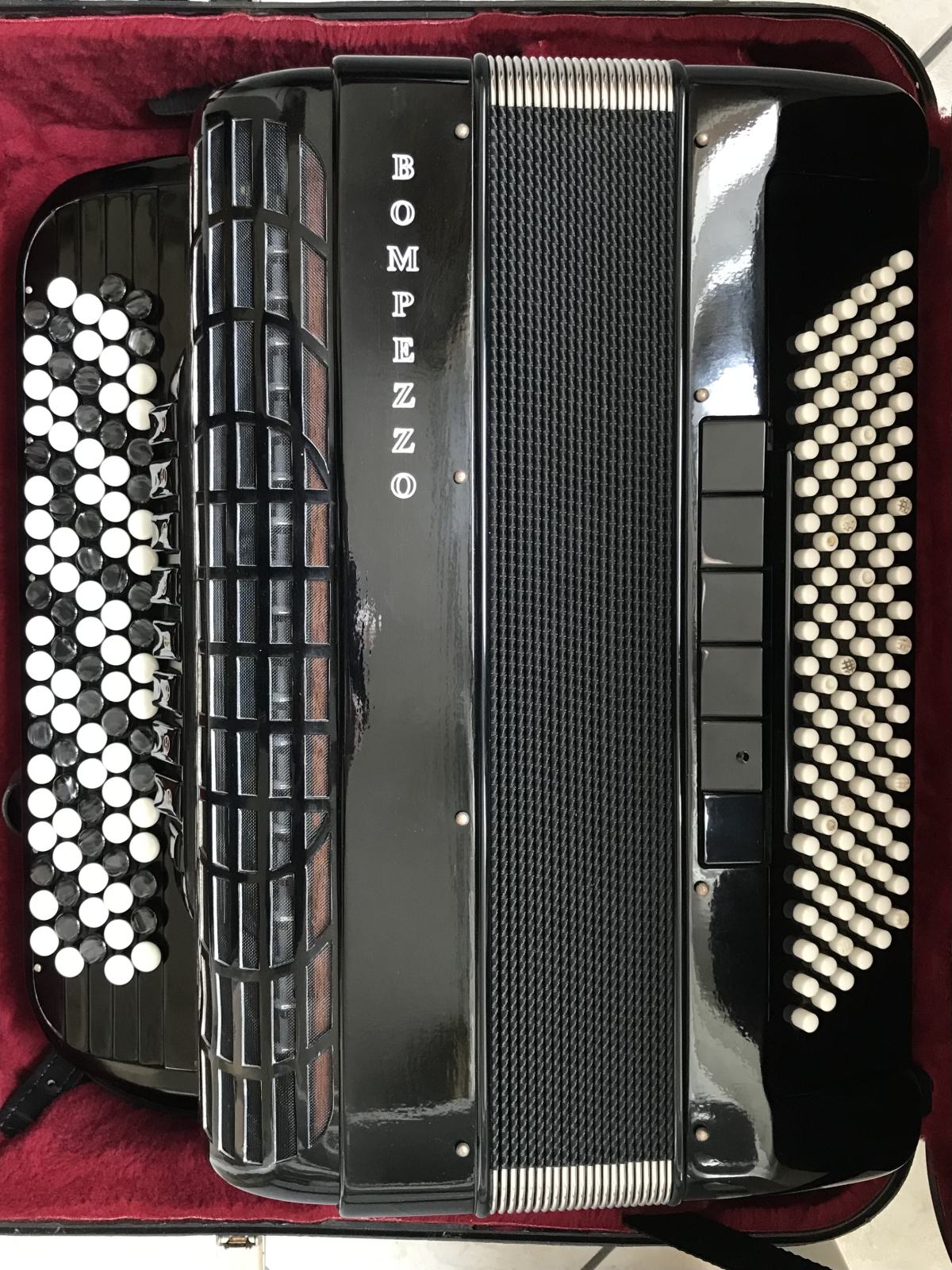 KROMATIČNA HARMONIKA BOMPEZZO 120 Basov, B GRIFF