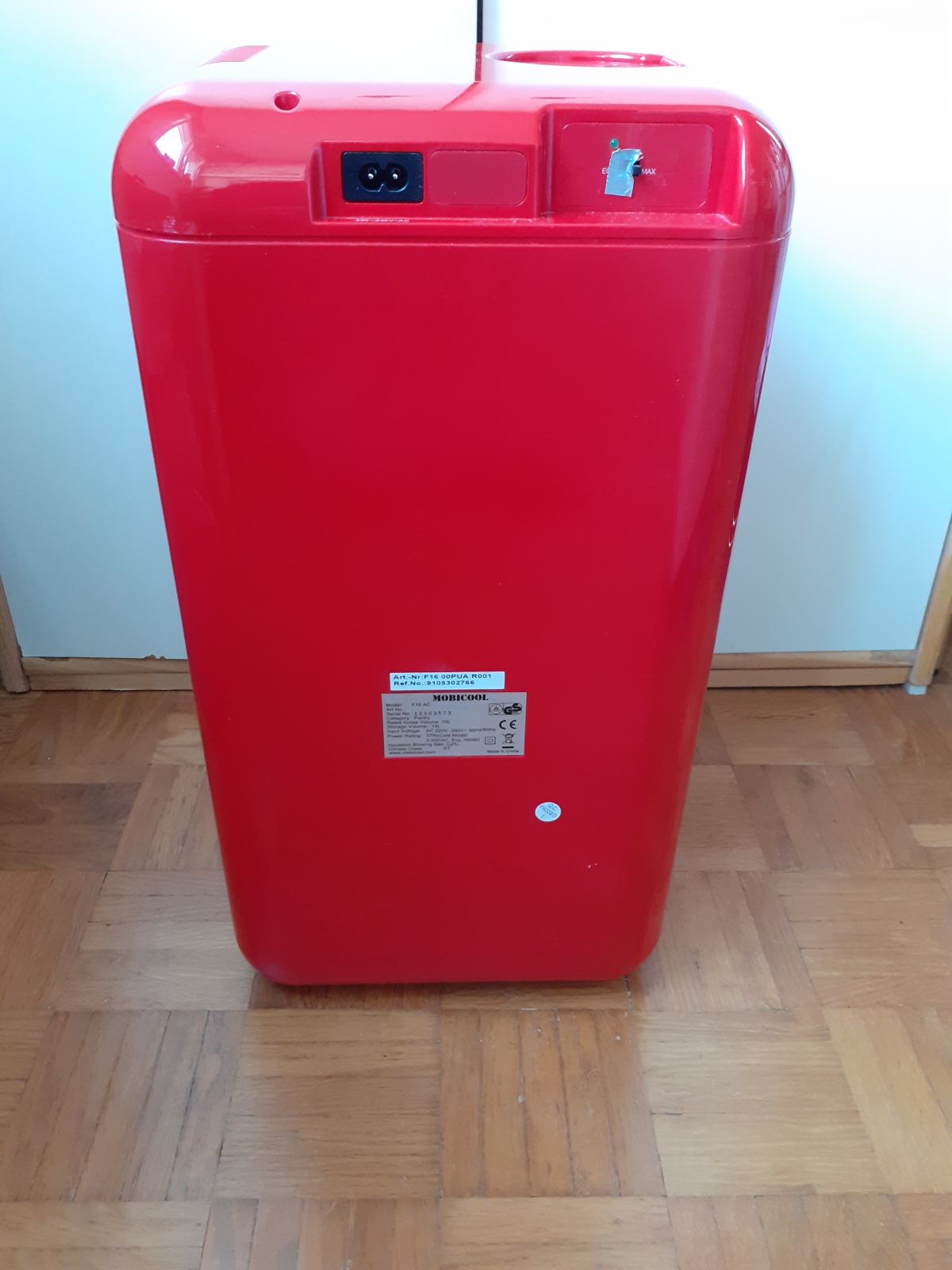 Mini hladilnik MobiCool F16, 14 lit