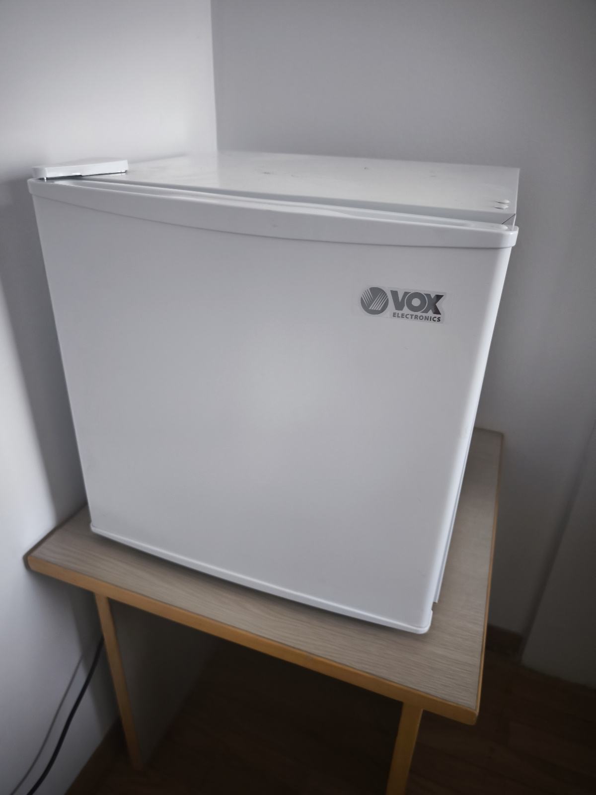 Mini hladilnik Vox