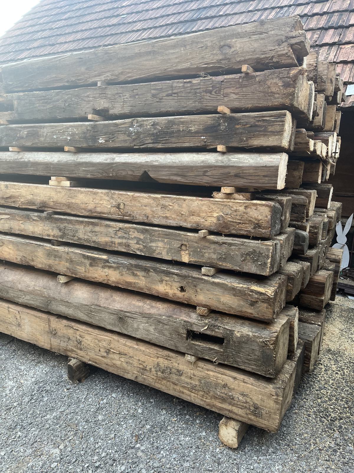 STAR LES 16m3 smreka in 2,5m3 hrast (Reclaimed wood)