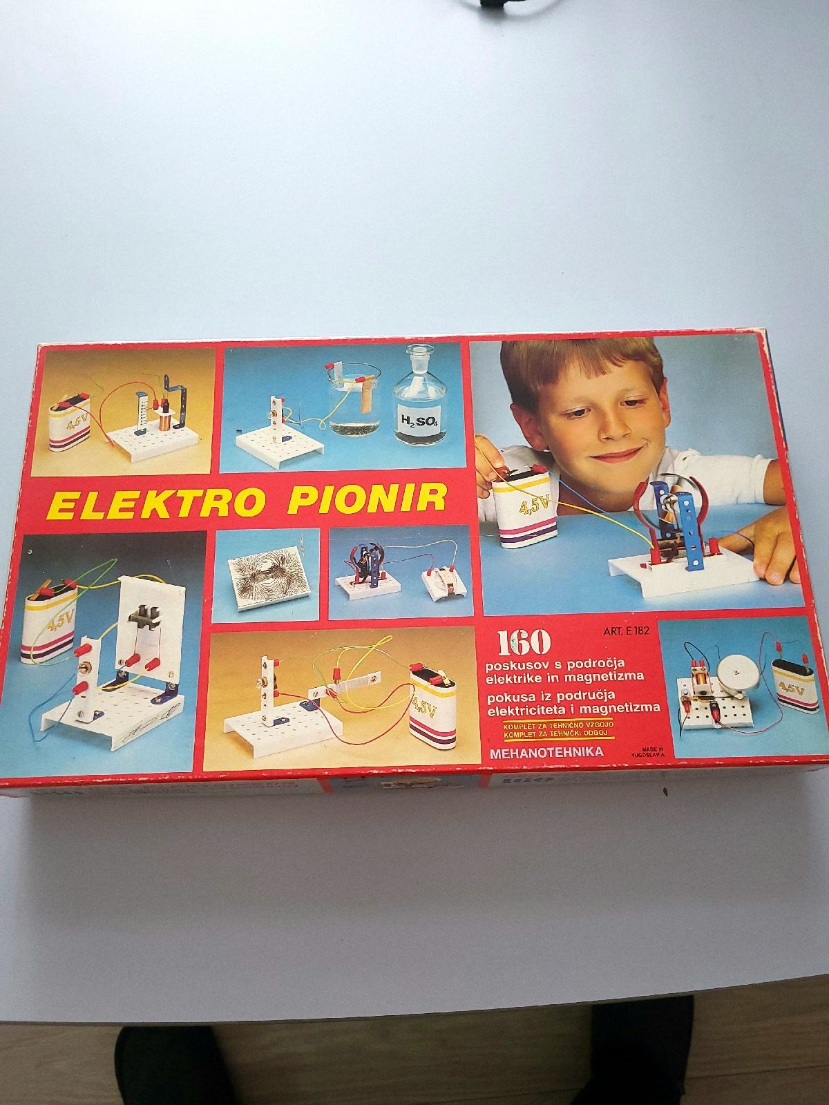 Elektro pionir