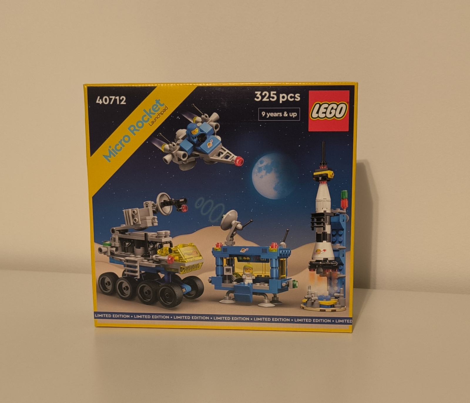 Prodajam LEGO set Micro Rocket Launchpad gwp