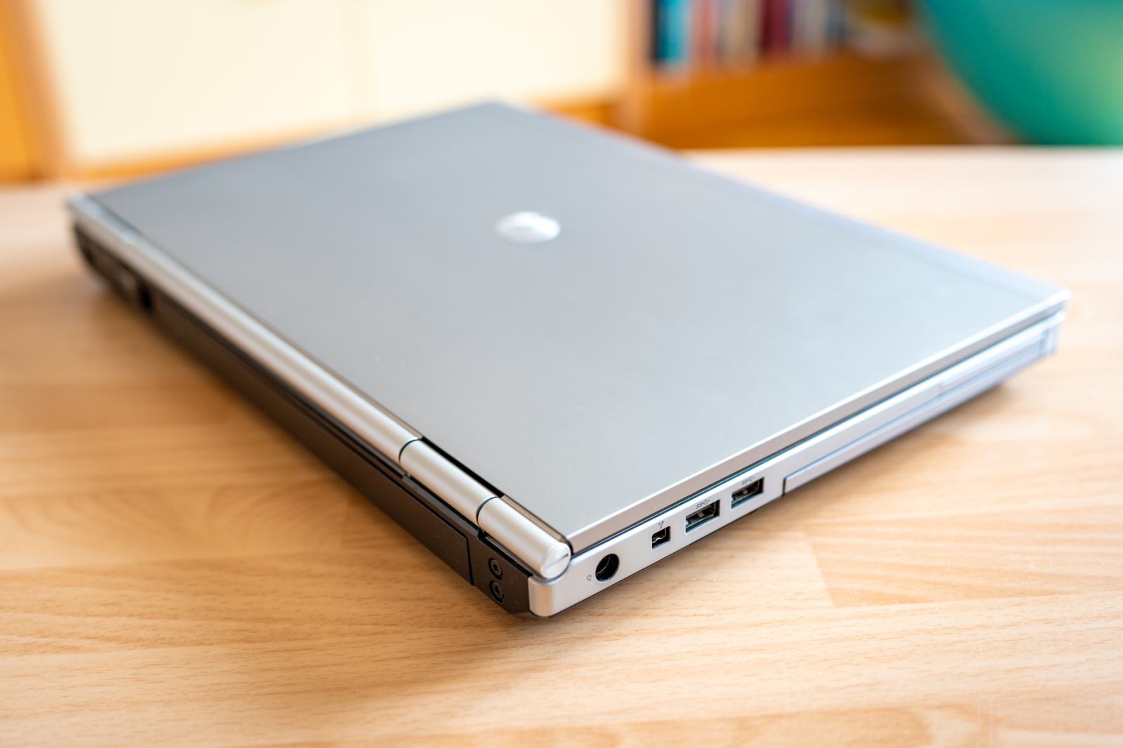 Prenosnik HP 8460p i7-2620m, Intel QM67, 8GB RAM, AMD Radeon HD 6470M