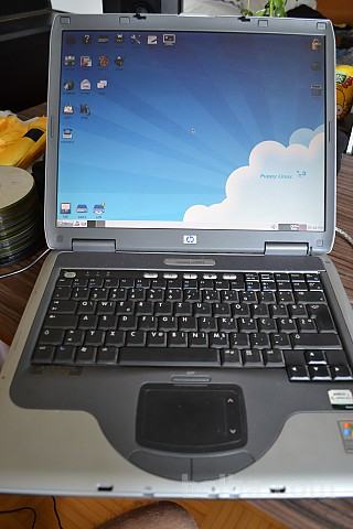HP Compaq nx9005, AMD Athlon 2128MHz, 194MBRAM