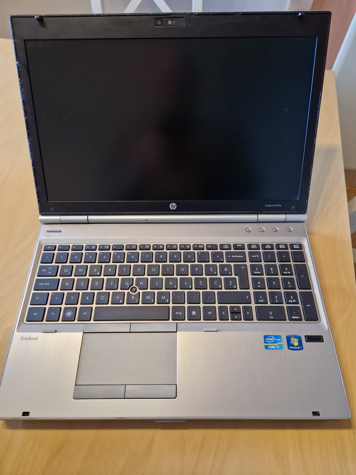 HP EliteBook 8560p Intel Core i7, 6GB RAM