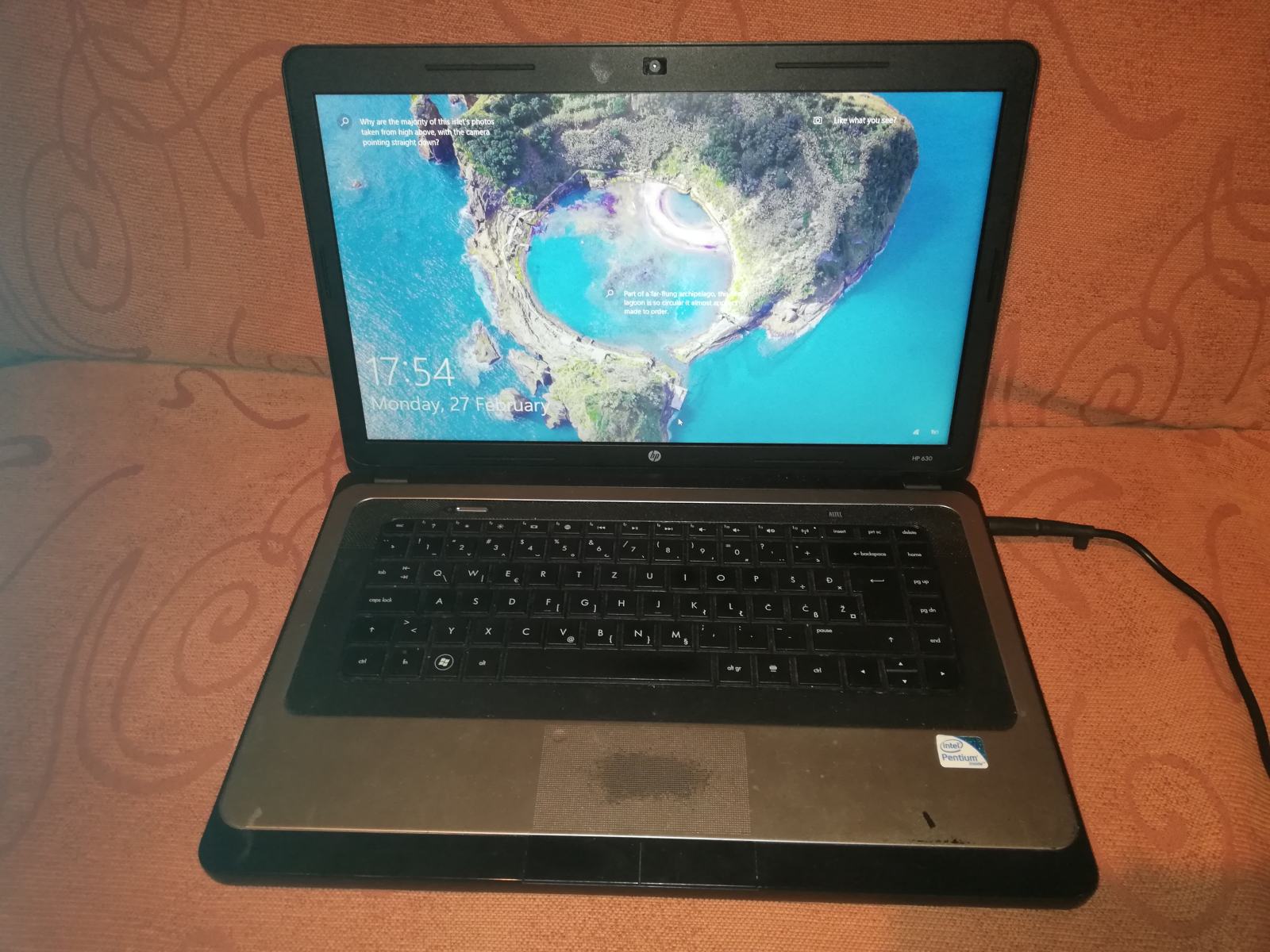 Prenosni računalnik HP 630, 8 GB RAM, Intel 64-bit 2,1 GHz, 320 GB HDD