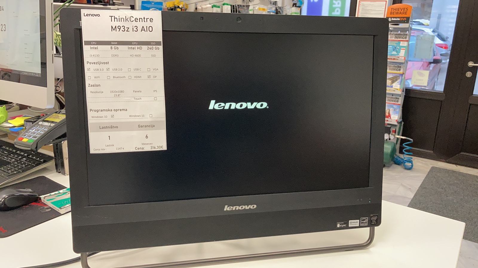 Lenovo ThinkCentre AIO računalnik vse v enem i3 intel