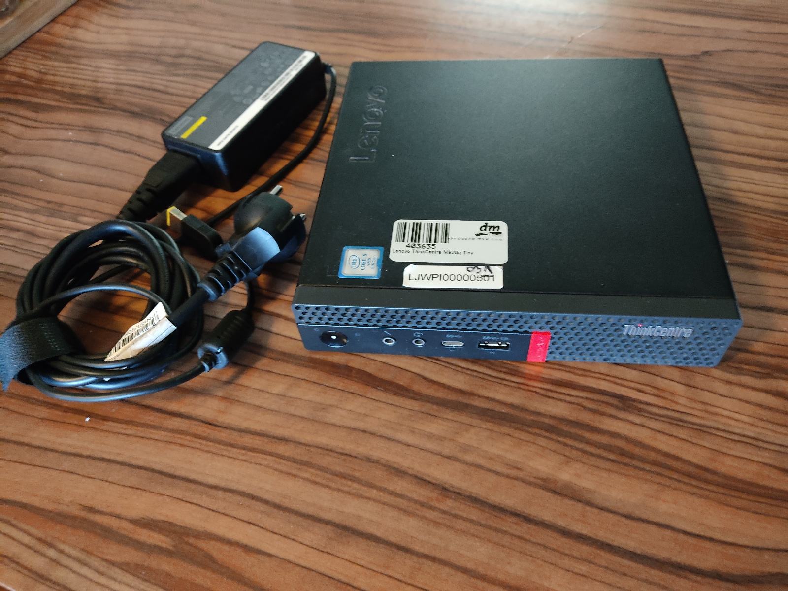 Lenovo ThinkCentre M920q Tiny