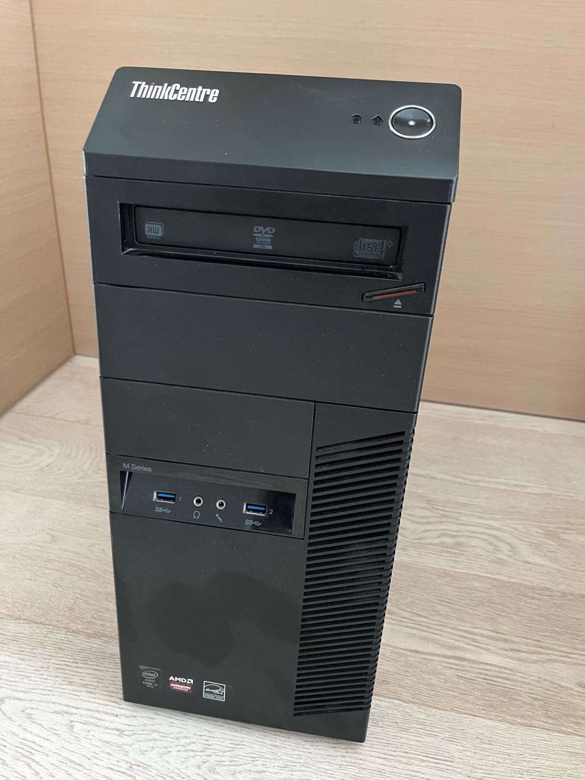 Namizni računalnik LENOVO ThinkCentre M93p