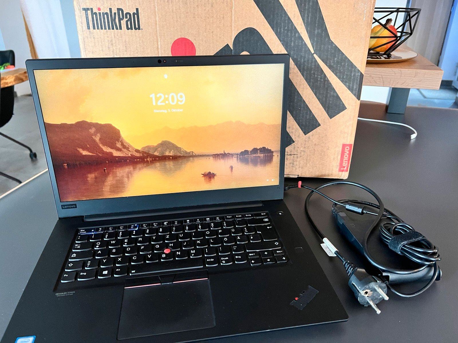 Lenovo ThinkPad P1 Gen2 Intel i7 16GB RAM 1TB SSD NVIDIA T100 4GB