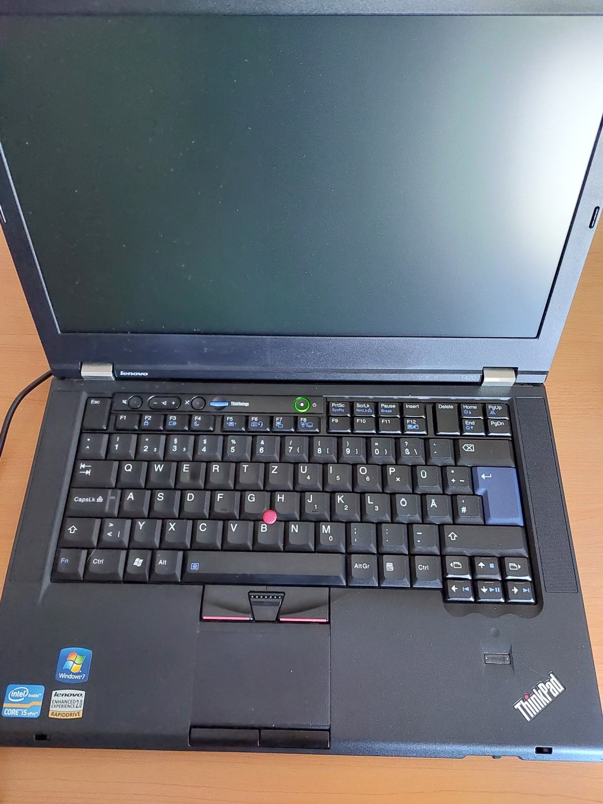 Lenovo ThinkPad T420 i5 2.50GHz 8GB 1600x900 120GB SSD DVD kamera