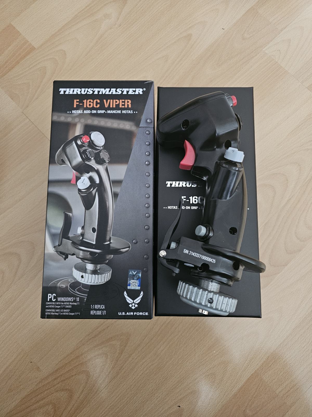 Thrustmaster AVA Base & HOTAS F16 Viper