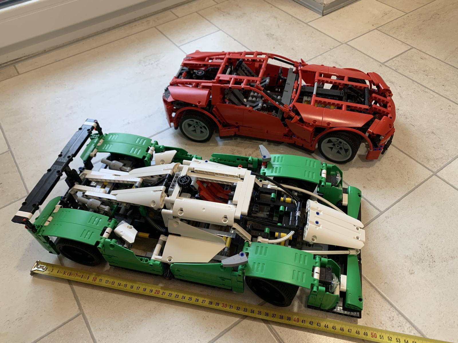 LEGO Technic 8070 Supercar in LEGO Technic 42039 24 Hours Race Car