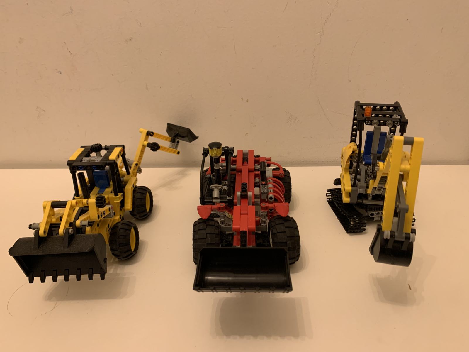 Lego Technic gradbeni stroji