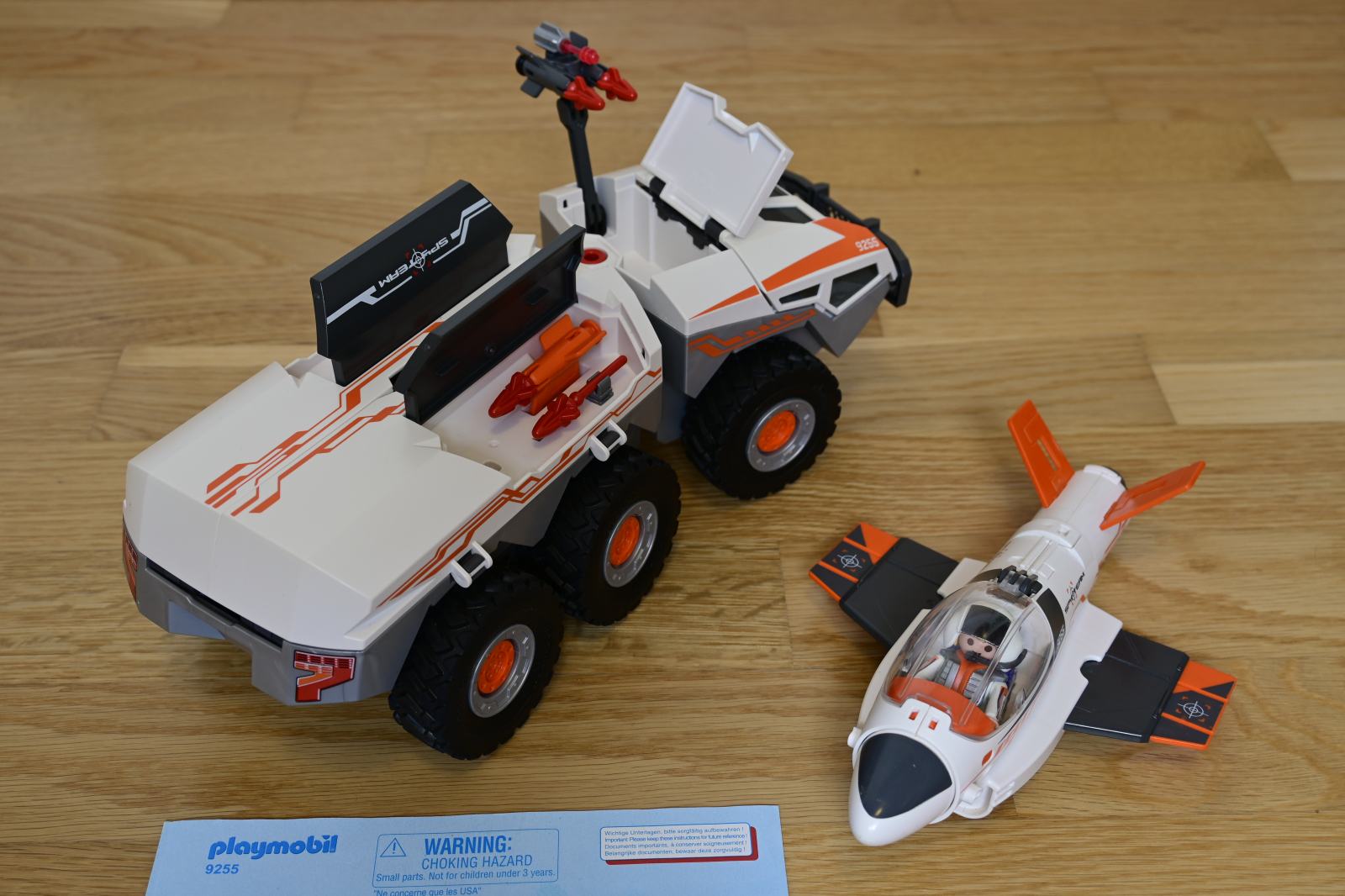 PLAYMOBIL vohunsko vozilo z raketo 9255