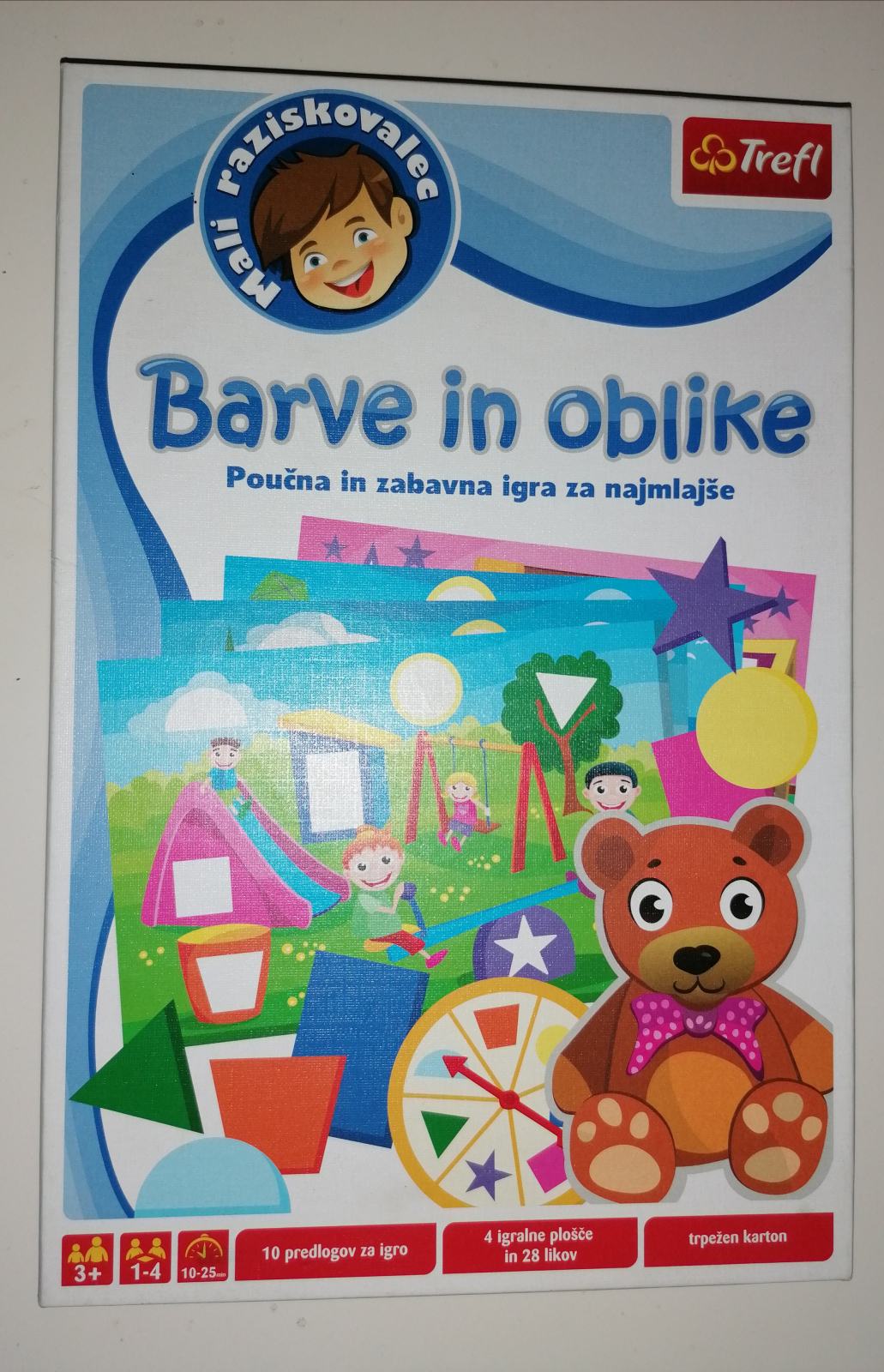 Trefl igra barve in oblike