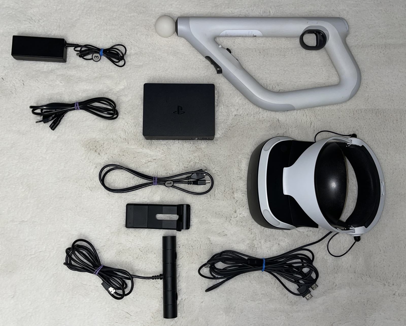 PS4 VR očala + Aim kontroler + Arizona Sunshine