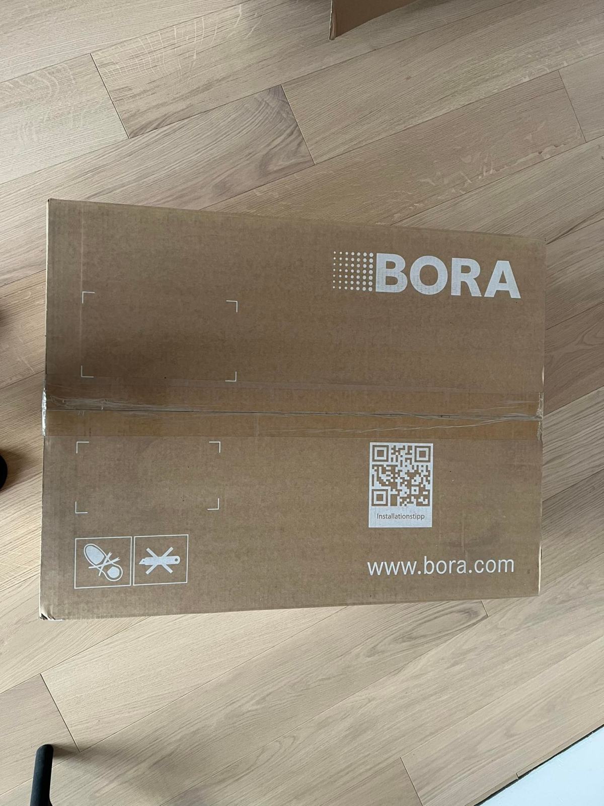 Nova indukcijska kuhalna plošča z vgrajeno napo BORA PURE
