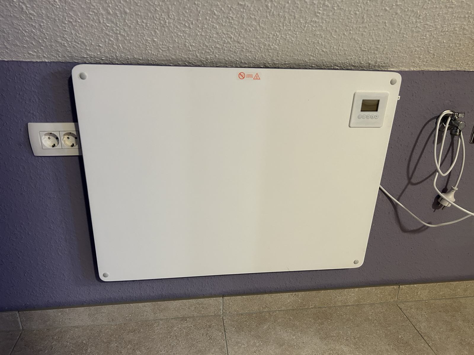 Vorner VIR9-0525 panelni grelec, 550 W