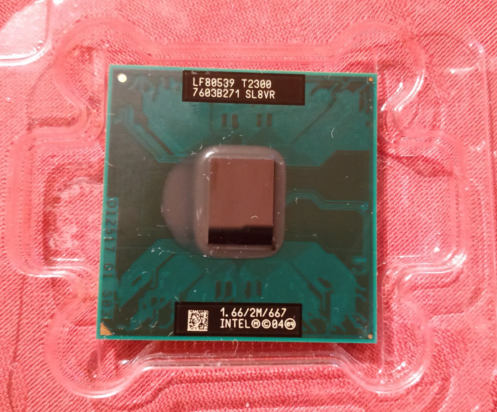 Intel Core Duo T2300 1,66 GHz PGA478/479 CPU