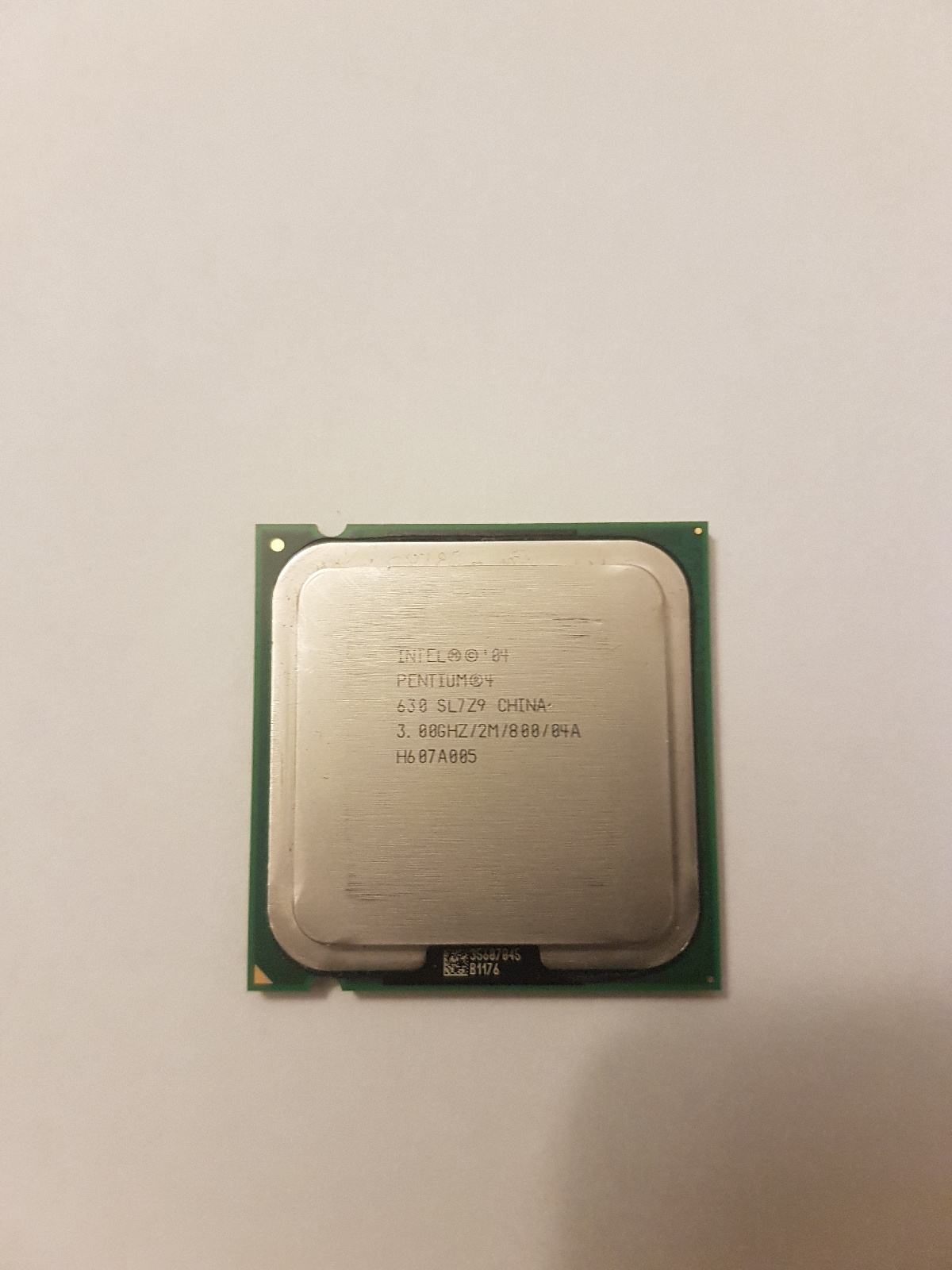 Intel Pentium 4 procesor 630 3.00 GHz SL7Z9 PLGA775
